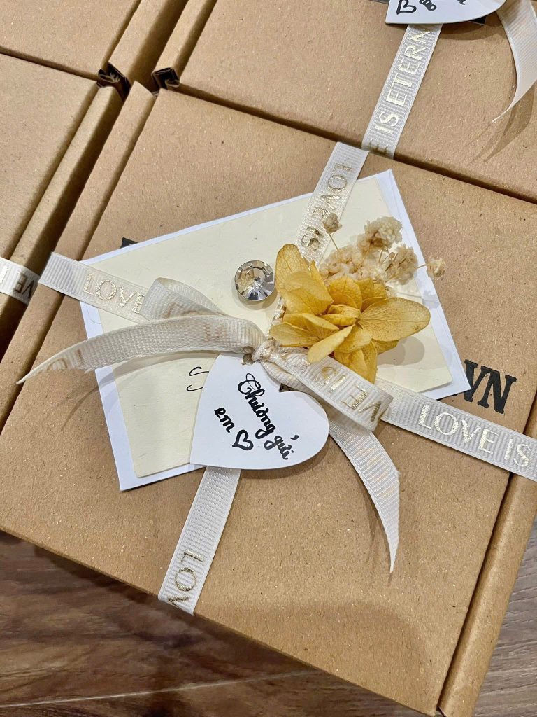 Gói quà miễn phí - iekeofficialstore.vn